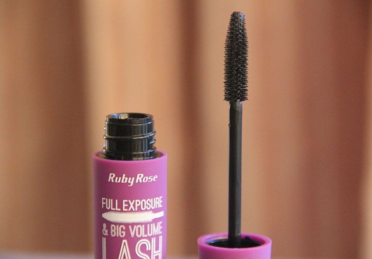 Máscara de cílios Ruby Rose: versão L4, para alongar e dar volume