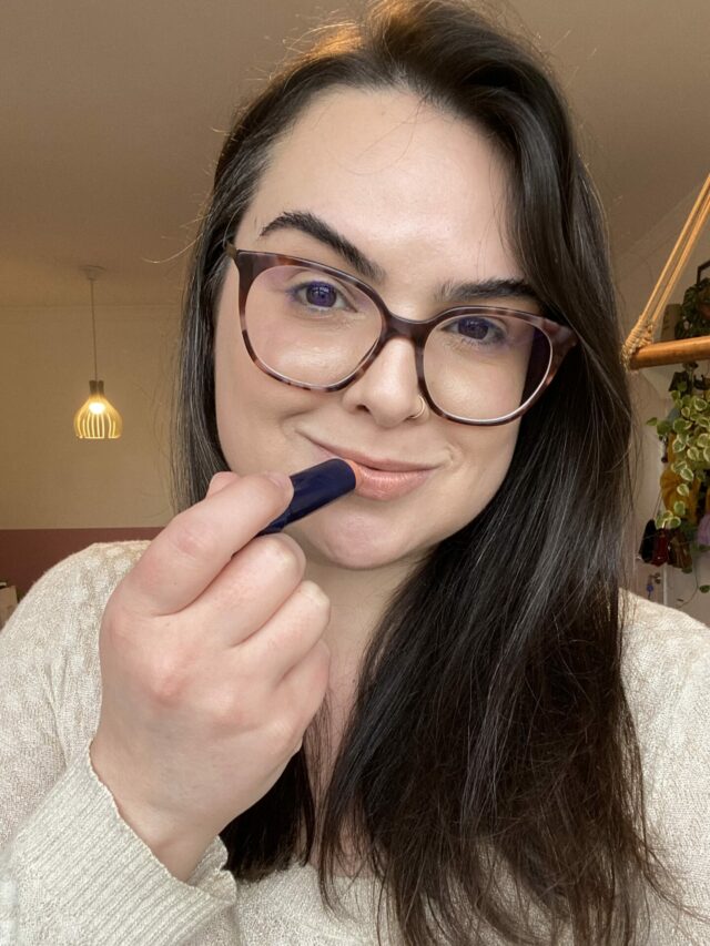 Testei o novo balm Hidra Color da Nivea! - Coisas De Diva - Resenhas ... Testei o novo balm Hidra Color da Nivea! - Coisas De Diva - Resenhas ...